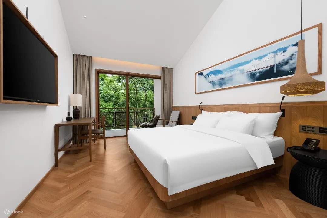 Guizhou Huangguoshu Yaojia Waterfall Village Resort Hotel Accommodation ...